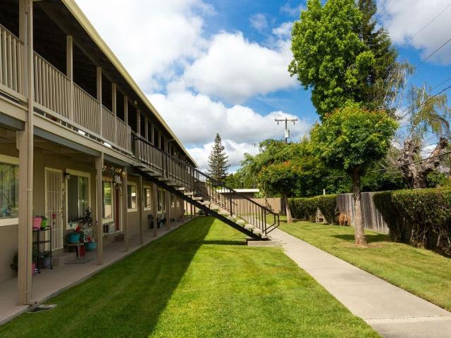 Sunset Village Apartments 2 Bedroom Apartment for Rent at 1611 Madrone Ave, West Sacramento, CA 95691