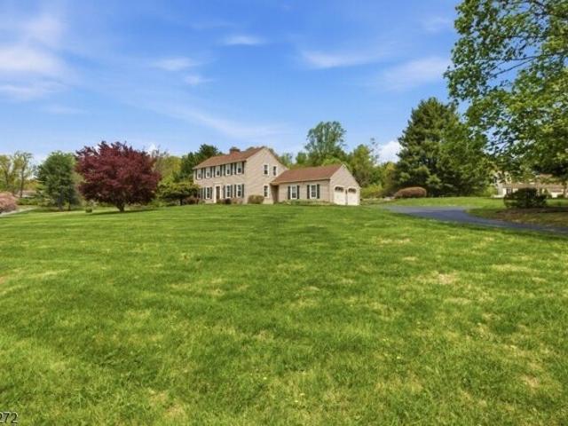 Sunshine Dr, Alexandria Township, Home For Sale