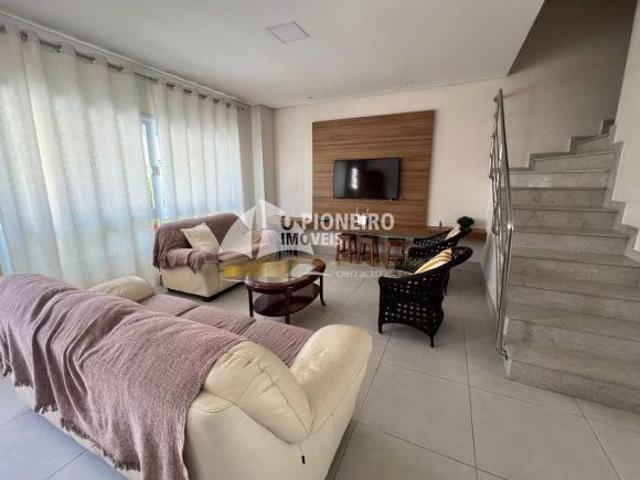 Sua casa dos sonhos, a alguns minutos da praia, em Juquehy!
