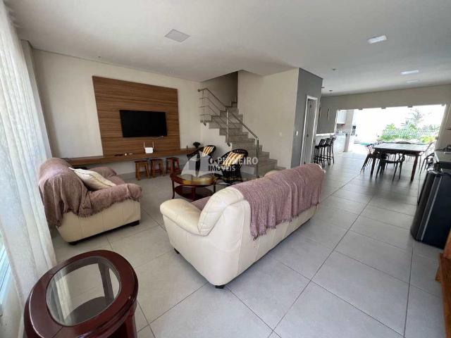 Sua casa dos sonhos, a alguns minutos da praia, em Juquehy!