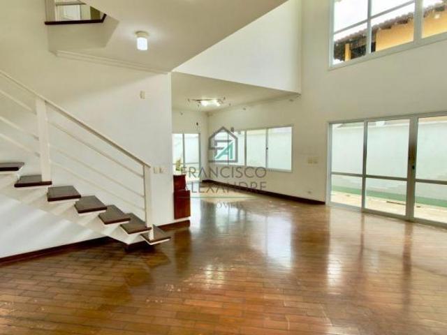 Sua Casa dos Sonhos em Bertioga – Aceita Permuta e Financiamento Direto