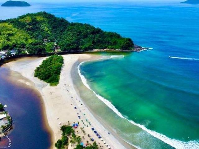 Sua Casa dos Sonhos Espera Por Você no Paraíso Ecológico de Barra do Una!