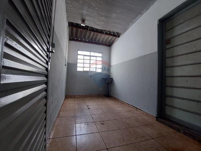 SUA EMPRESA BEM LOCALIZADA EM AVENIDA DE GRANDE FLUXO
