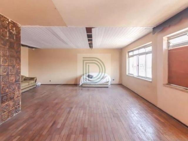 Sua oportunidade chegou! Sobrado com 350 m²