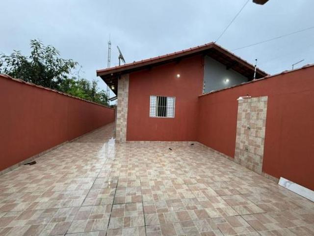 SUA OPORTUNIDADE DE CASA COM PISCINA