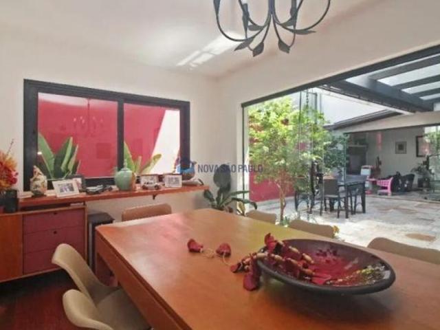 Sua nova casa no Campo Belo: segurança, conforto e praticidade em um único lugar!