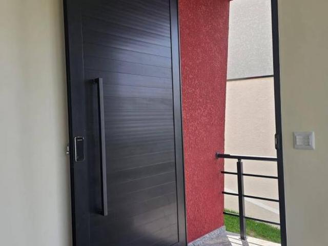 SUA NOVA CASA EM ATIBAIA ESPERA POR VOCÊ!