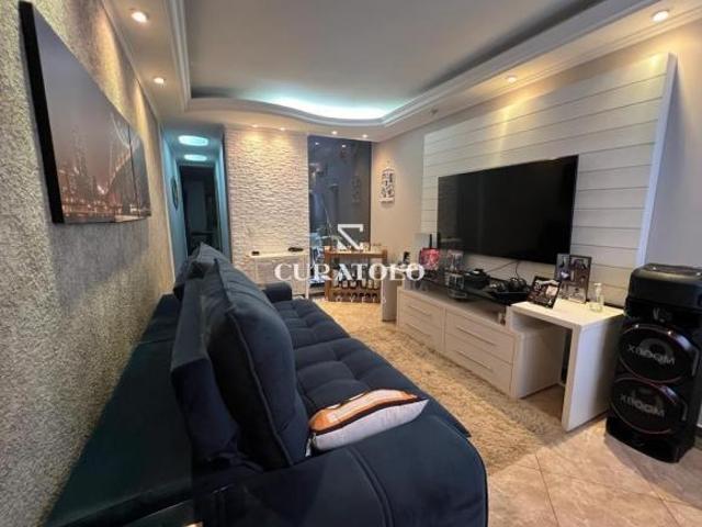 Sua nova casa está aqui, no Jd Nossa Senhora do Carmo, ao lado do Parque do Carmo: com 220 m², 3 qua