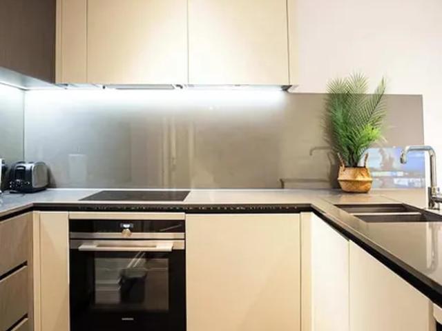 Suburb SW11, Falcon Road, London, SW11 2LW, United Kingdom | Studio apartment for rent #167293670 | Rentberry