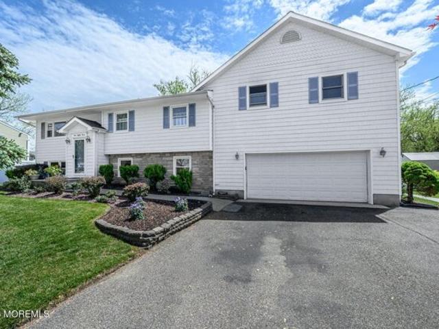 Suburban Dr, Toms River, Home For Sale
