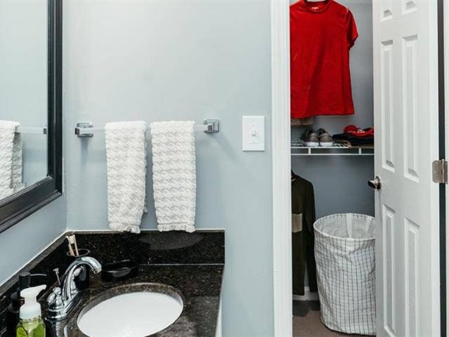 Sublease for Spring !