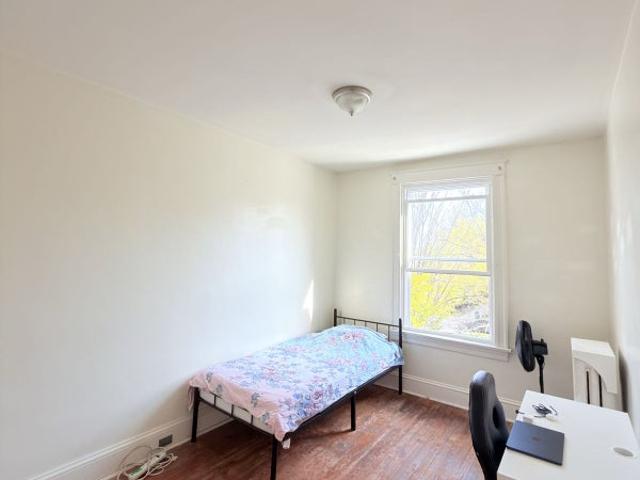 SUBLEASE near JOHNS HOPKINS UNIVERSITY
