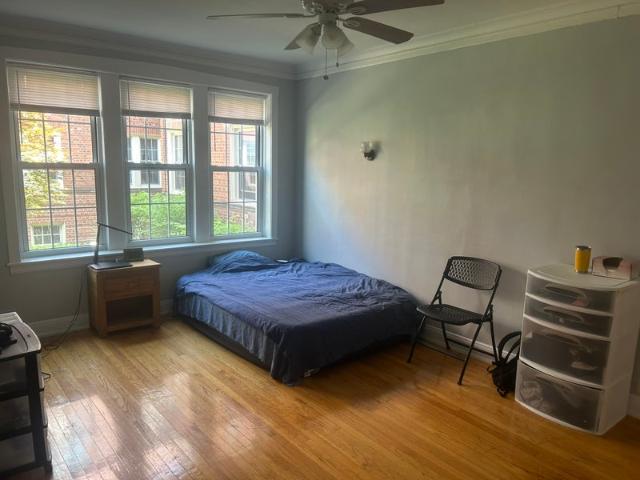 Sublease Spacious studio near Lincoln Square
