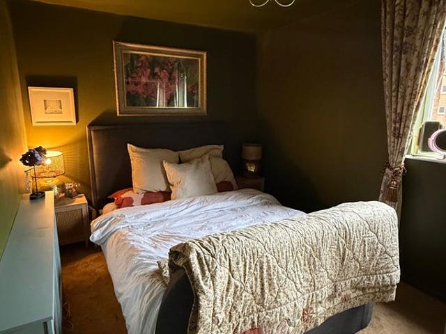 Sublet 1 Bed House in Ibrox with Garden