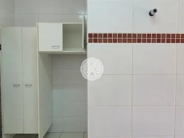 Subsolo 384m² Locação Jardim São Luiz