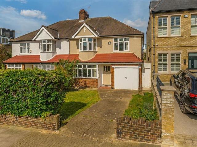 Sudbrooke Road, London SW12 3 bed house to rent £5,000 pcm £1,154 pw