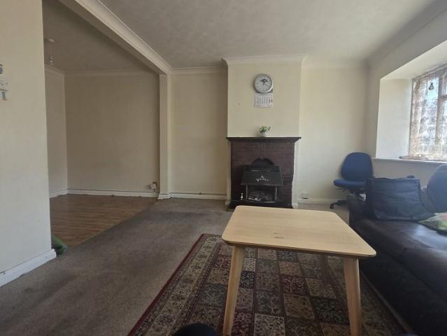 Sudley Road, Bognor Regis PO21, 3 bed flat to rent, £1,300 pcm | PrimeLocation