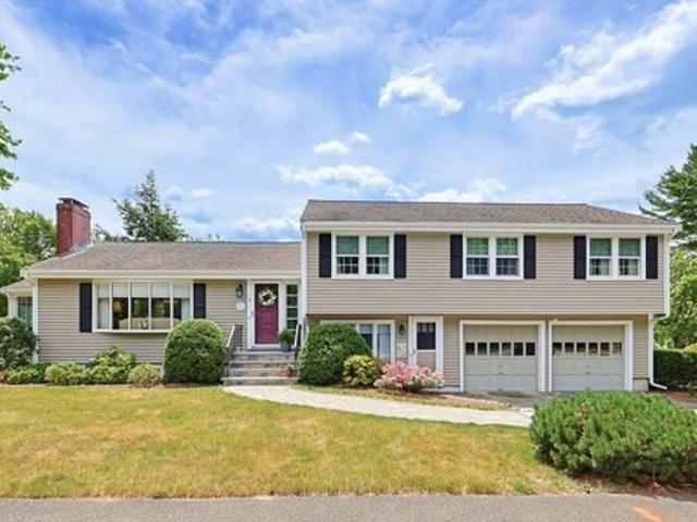 Suffolk Dr, Norwood, Home For Sale