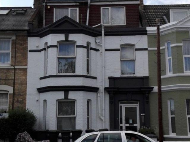 Suffolk Road, Bournemouth BH2, Studio to rent, £683 pcm | PrimeLocation