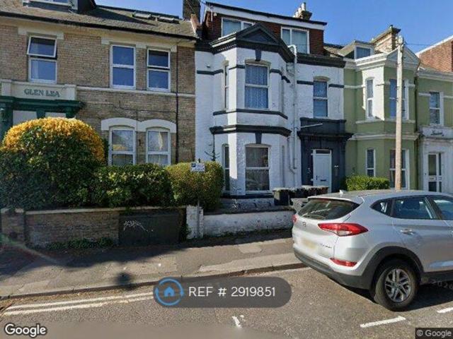Suffolk Road, Bournemouth BH2, 1 bed flat to rent, £787 pcm | PrimeLocation