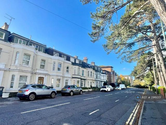 Suffolk Road, Bournemouth, BH2 1 bed flat to rent £1,000 pcm £231 pw