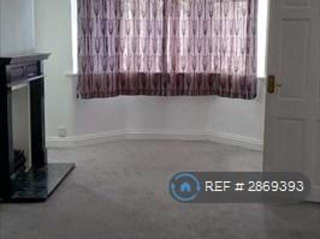 Suffolk Road, Barking, IG11 3 bed terraced house to rent £2,300 pcm £531 pw