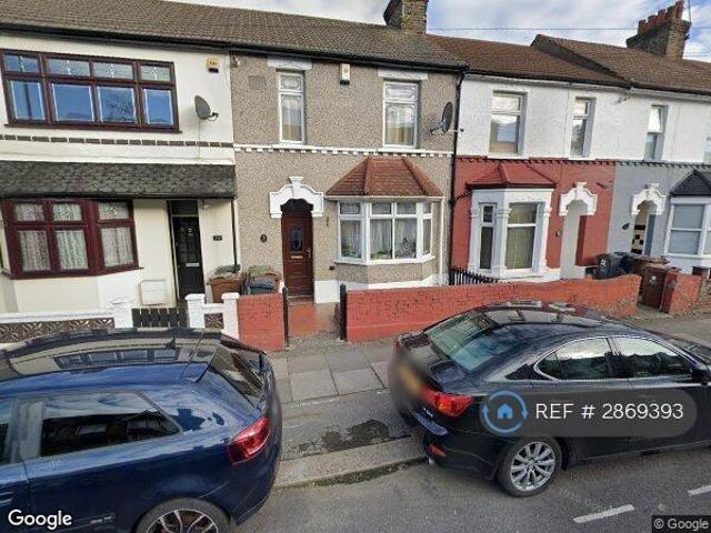 Suffolk Road, Barking, IG11 3 bed terraced house to rent £2,300 pcm £531 pw