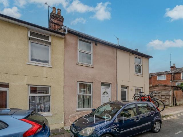 Suffolk Road, Ipswich IP4, 2 bed terraced house to rent, £995 pcm | PrimeLocation