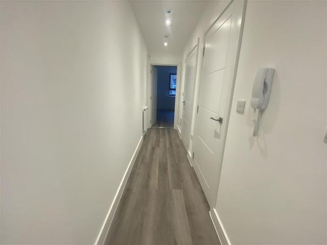 Suffolk Road SE25, 1 bed flat to rent, £1,375 pcm | PrimeLocation
