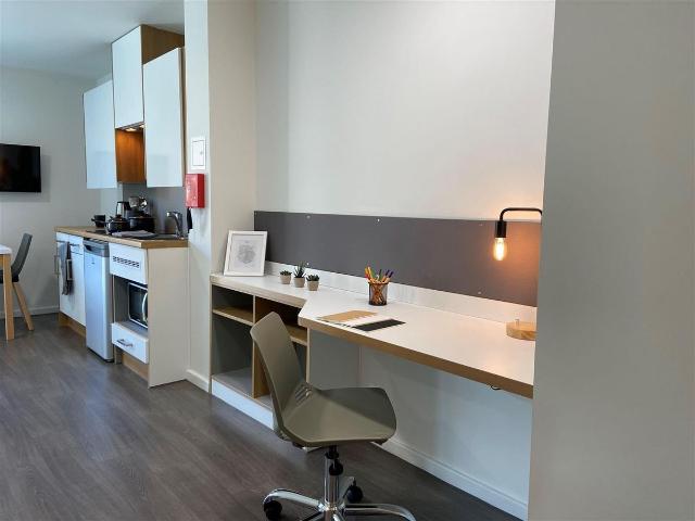 Suffolk Road, Sheffield S2, Studio to rent, £680 pcm | PrimeLocation