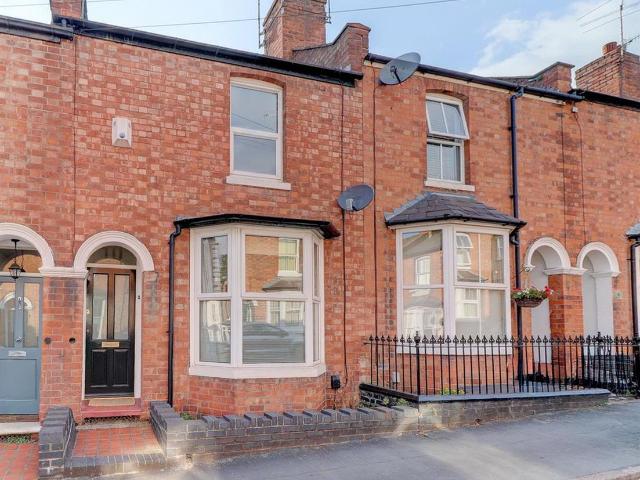 Suffolk Street, Leamington Spa CV32, 2 bed terraced house to rent, £1,375 pcm | PrimeLocation