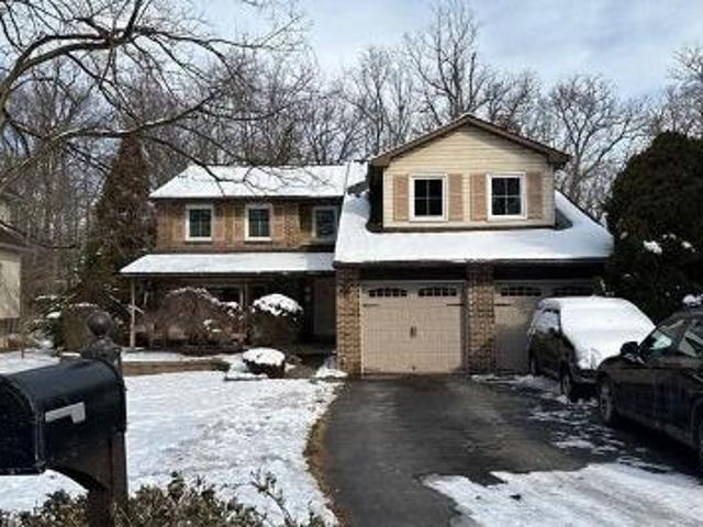 Sugar Maple Ln