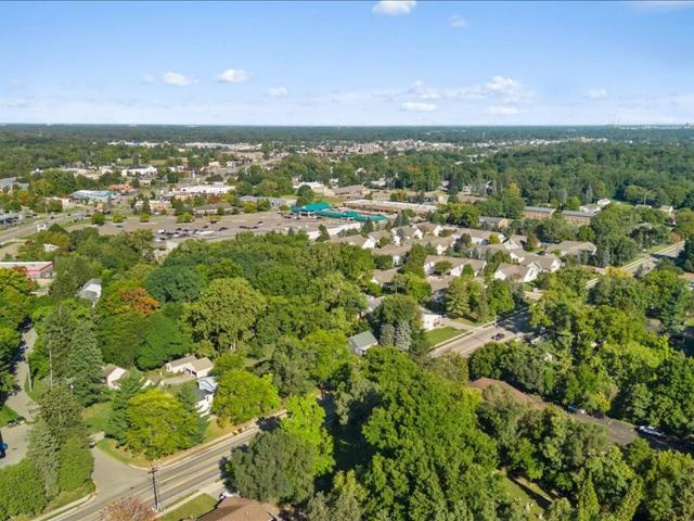 Sugar Pine Apartments 1 Bedroom Apartment for Rent at 2342 Aurelius Rd, Holt, MI 48842