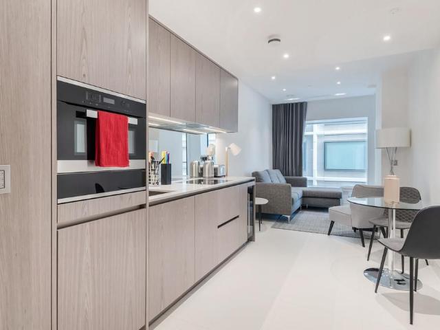 Sugar Quay, City Of London EC3R, 1 bed flat to rent, £3,050 pcm | PrimeLocation