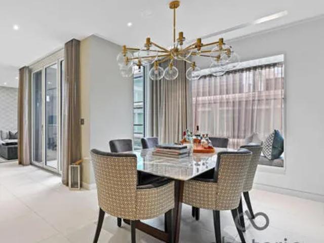 Sugar Quay, Londres, London, Ec3r | Room for rent #166578590 | Rentberry