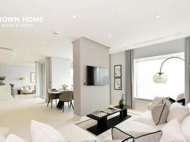 Sugar Quay, Water Lane, 2 Bedroom Apartment