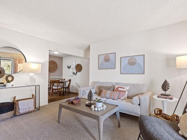 Sugarberry Apartments 3 Bedroom Apartment for Rent at 10902 E 61st St, Tulsa, OK 74133