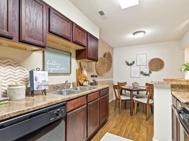 Sugarberry Apartments 2 Bedroom Apartment for Rent at 10902 E 61st St, Tulsa, OK 74133