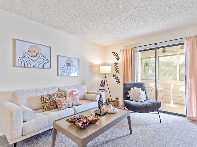 Sugarberry Apartments 2 Bedroom Apartment for Rent at 10902 E 61st St, Tulsa, OK 74133