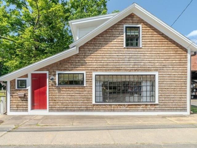 Sugarloaf St, Deerfield, Home For Sale