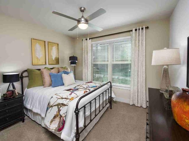 Sugarloaf Summit 1 Bedroom Apartment for Rent at 1887 Duluth Hwy, Lawrenceville, GA 30043