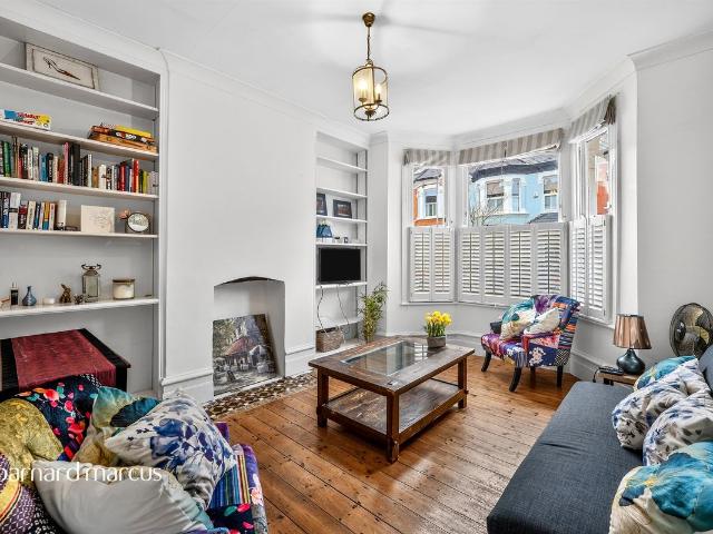 Sugden Road, London SW11, 1 bed flat to rent, £2,350 pcm | PrimeLocation