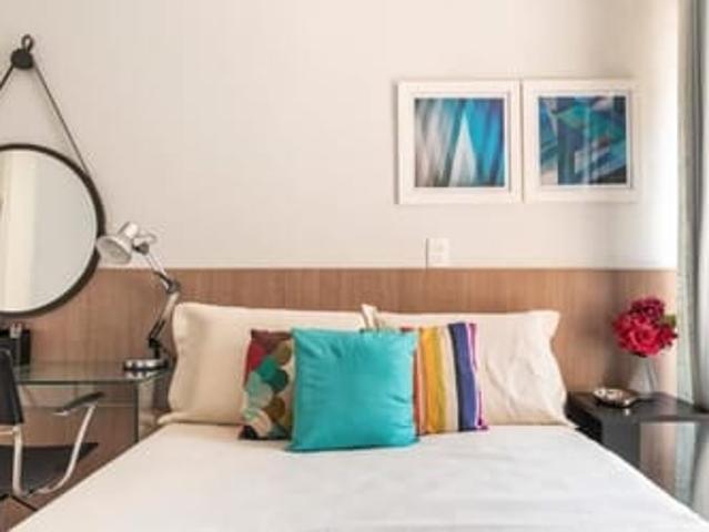 Suite completa perto da Paulista