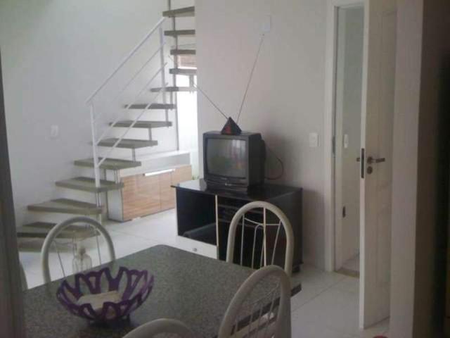 Suíte em duplex para locação !