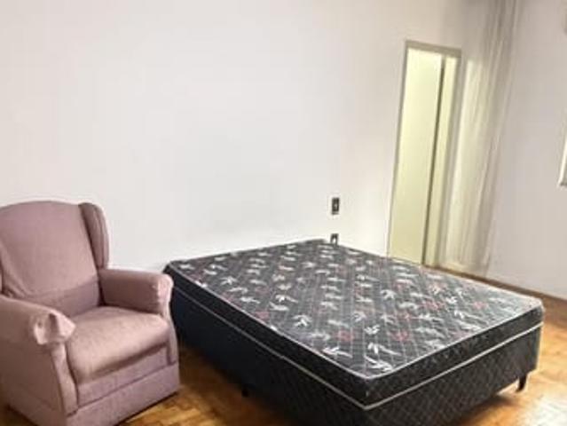 Suíte espaçosa mobiliada próx metro Ana rosa