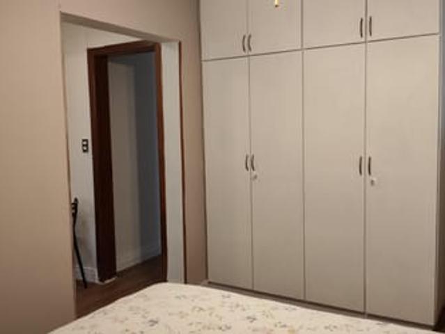 Suíte privativa Qi11, garagem, mobília, wifi, coliving