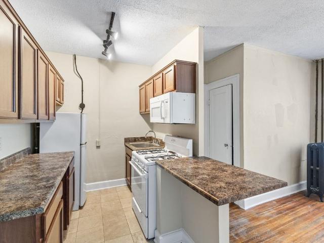 Suites of Irvington 1 Bedroom Apartment for Rent at 5730 E Washington St, Indianapolis, IN 46219 Irvington
