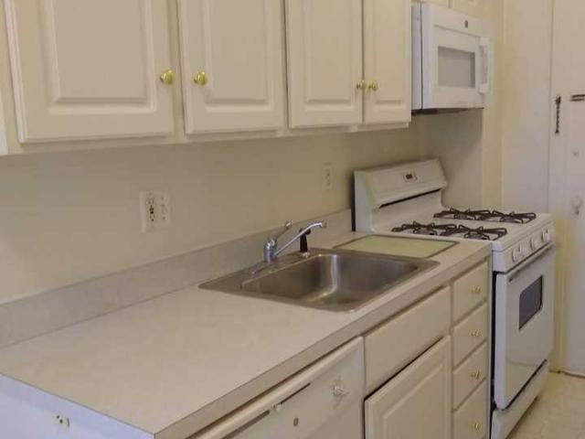 Sulgrave Manor 1 Bedroom Apartment for Rent at Connecticut Avenue Northwest, Washington, DC 20008 Chevy Chase DC