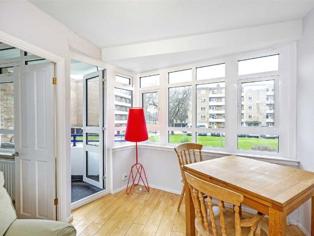 Sulivan Court, Broomhouse Lane, London SW6, 1 bed flat to rent, £1,750 pcm | PrimeLocation