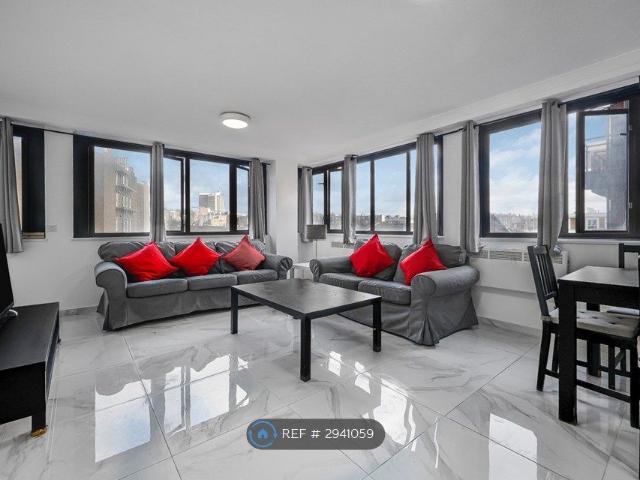 Sullivan Court, London SW5, 3 bed flat to rent, £4,116 pcm | PrimeLocation